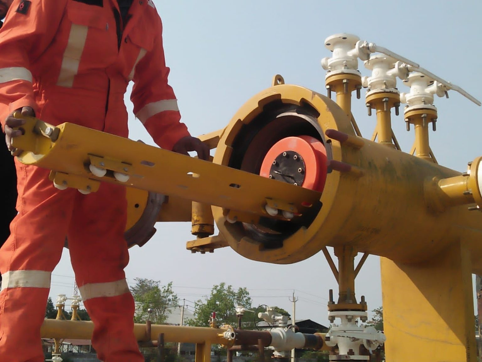 Pig Launchers & Receivers – Techno Pipeline